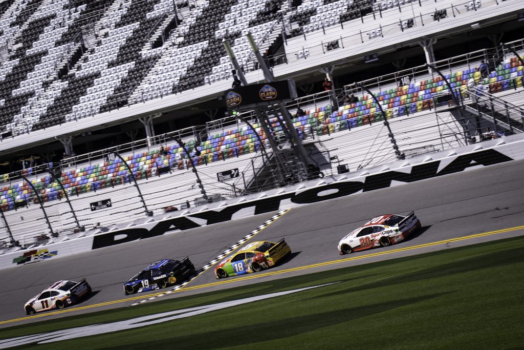 Erik Jones wins Busch Clash - The Racing Experts