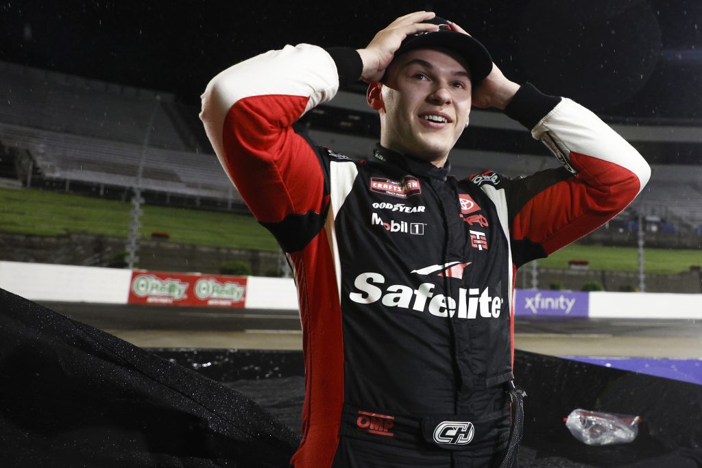 Corey Heim wins Bristol with late-race pass - The Racing Experts