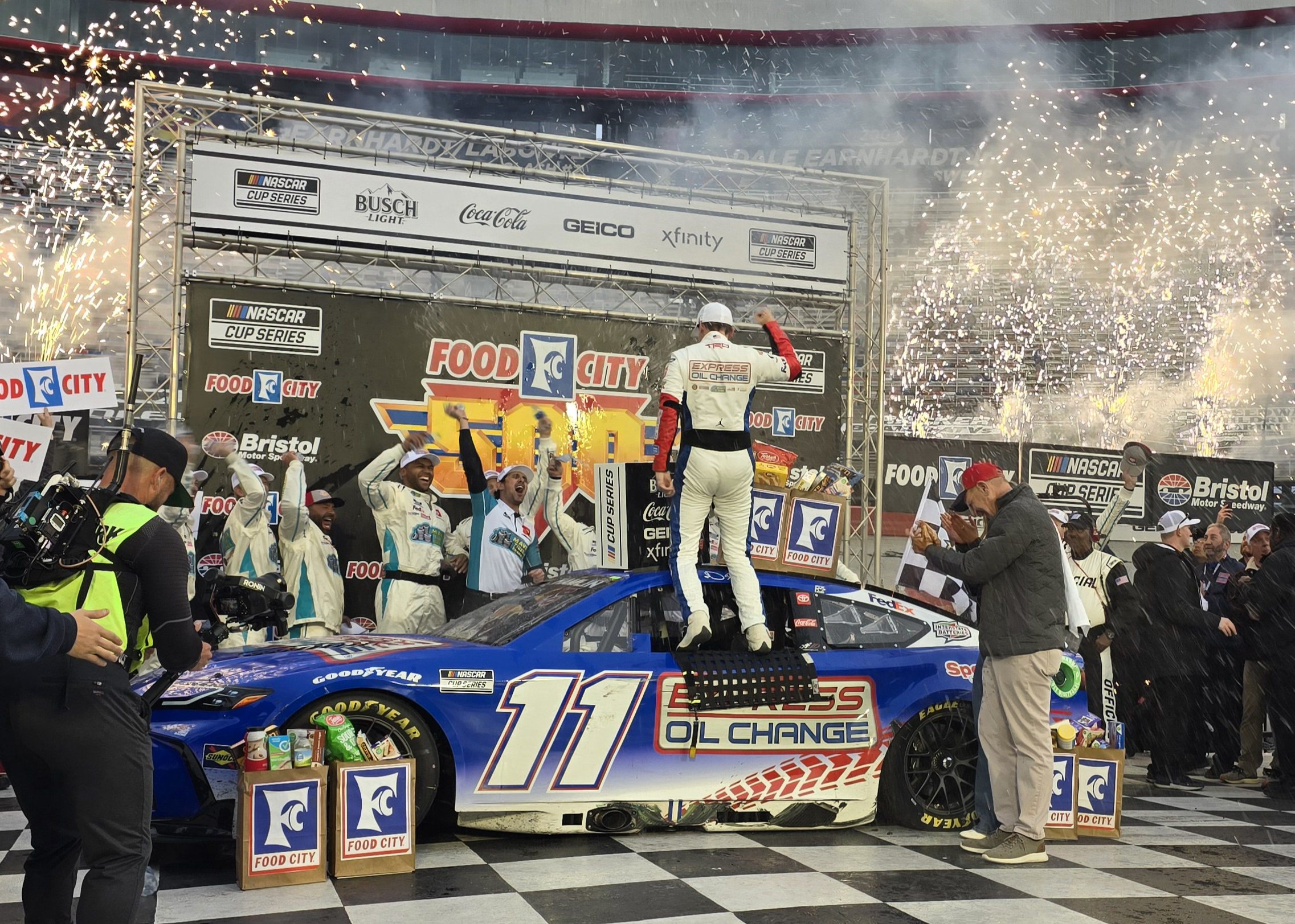 NASCAR Bristol Night Race 2024: Odds, TV/radio times and more info ...