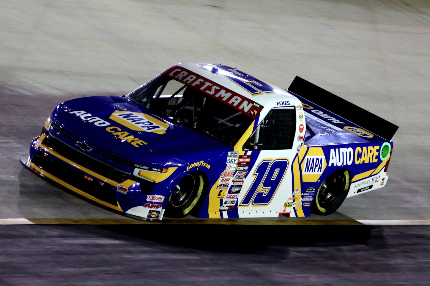 Why Daniel Hemric chose Truck Series racing in 2025 - The Racing Experts