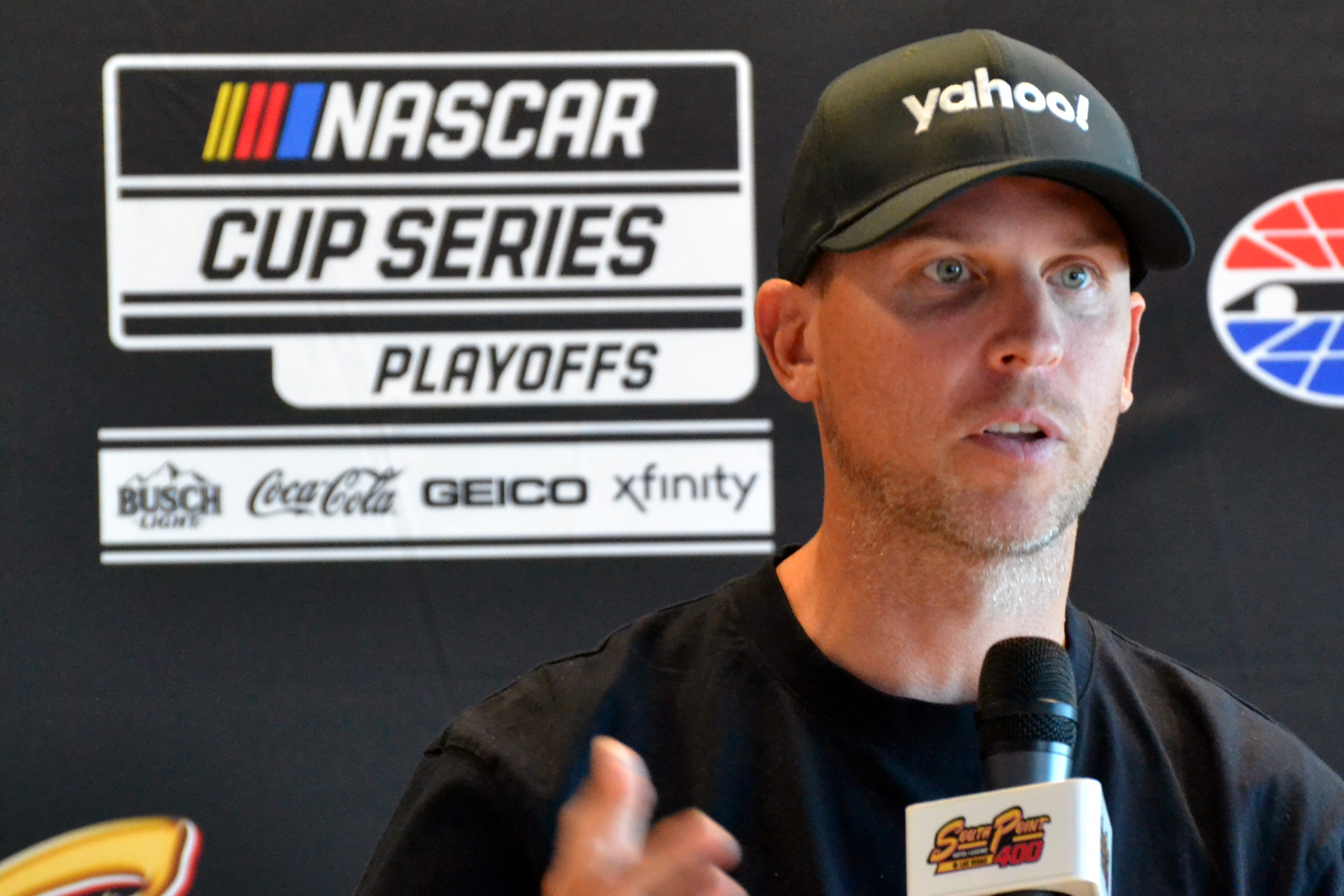 Denny Hamlin ties Kevin Harvick for 10th on NASCAR wins list - The ...