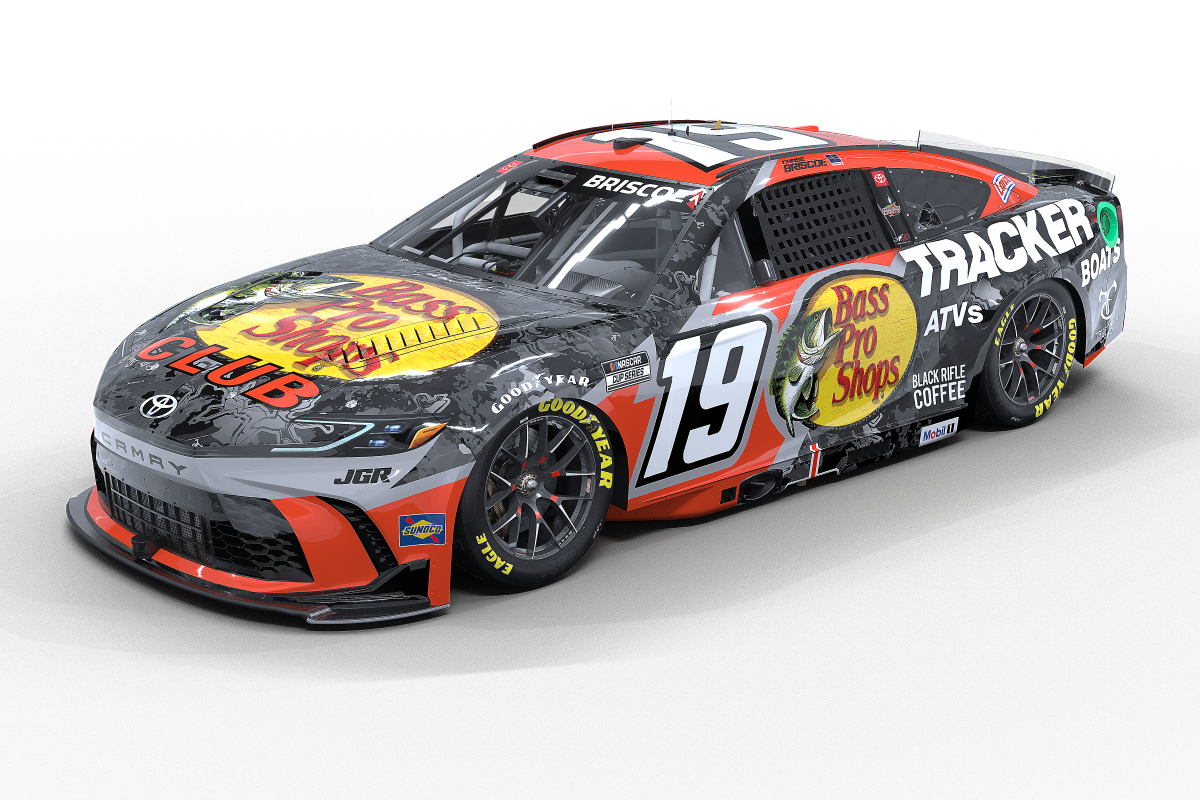 Chase Briscoe earns first Daytona 500 pole for Toyota - The Racing Experts