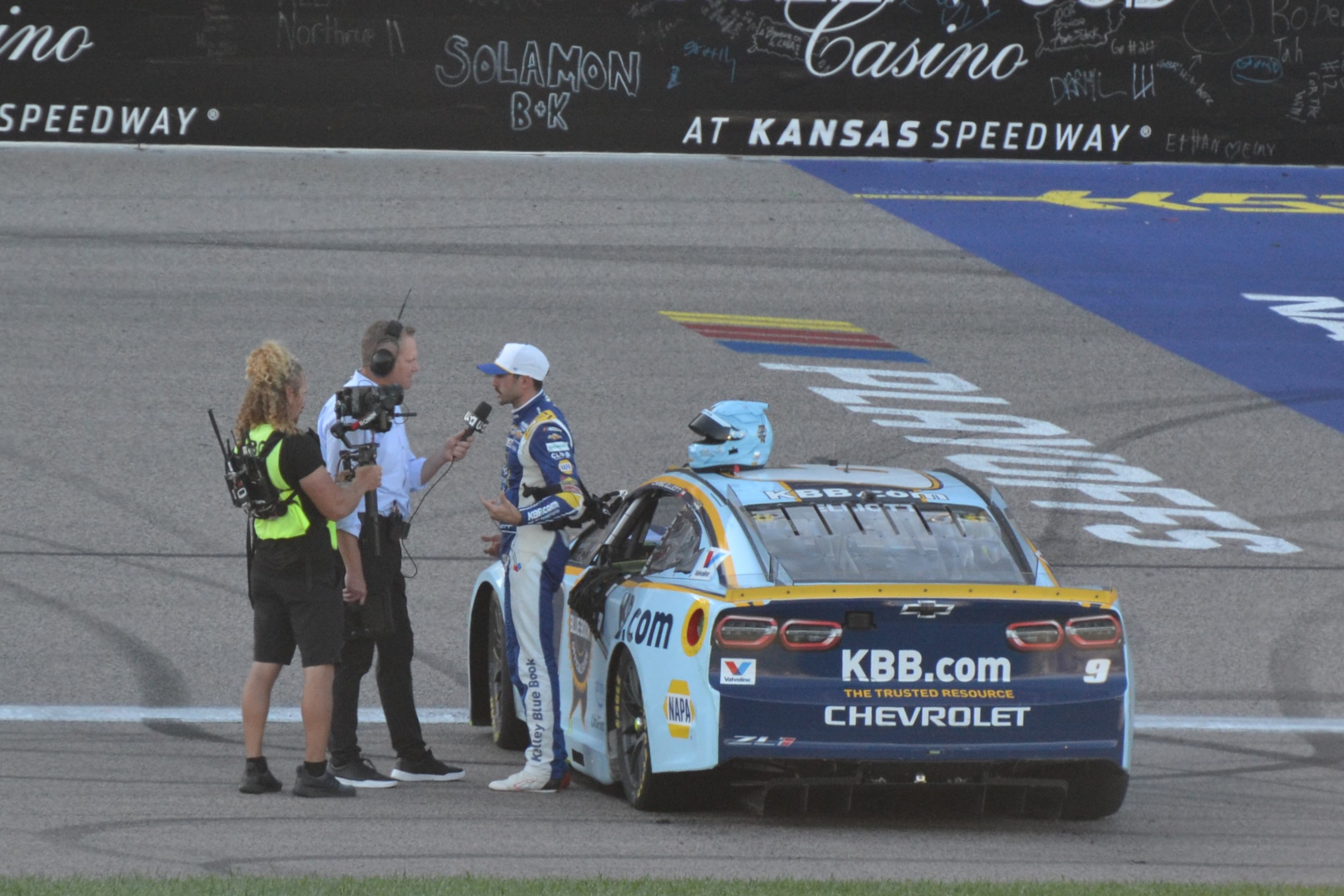 Chase Elliott ties 2 NASCAR Hall of Fame inductees on Cup wins list ...