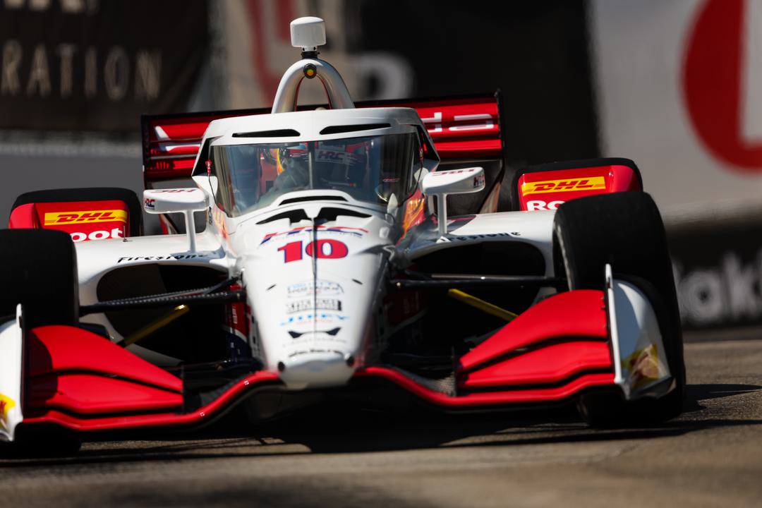 Alex Palou makes it three poles in a row in Detroit - The Racing Experts
