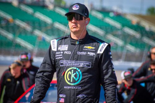 Kyle Busch sets new Truck Series track record in Dover pole - The ...